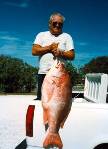 Caught: Really Big Red Snapper - The Jump
